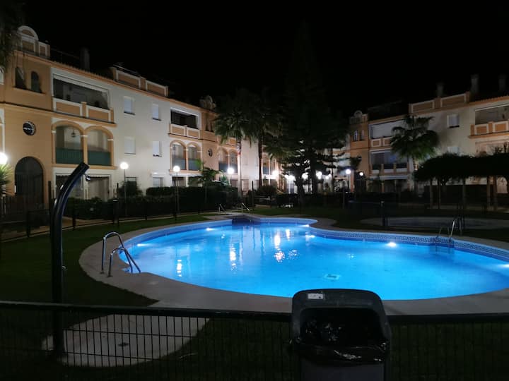 Apartamento En Primera Línea De Playa - Chipiona