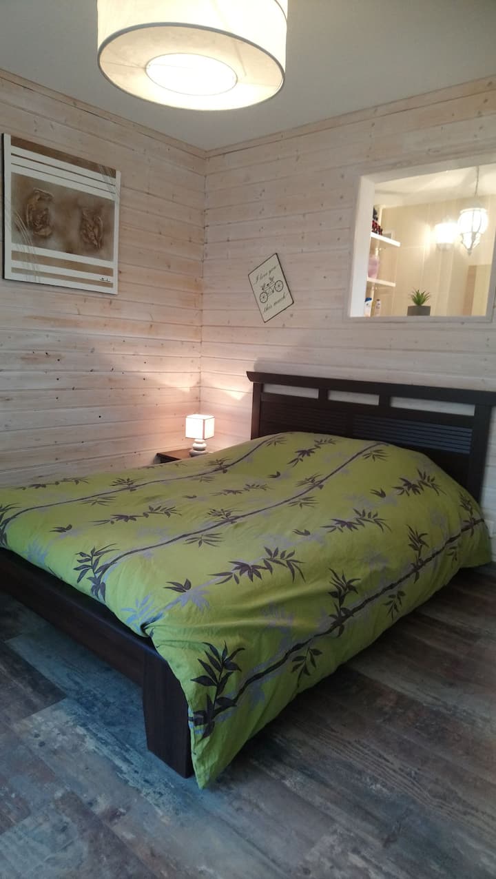 Chambre Calme Et Cosy. - Cantal