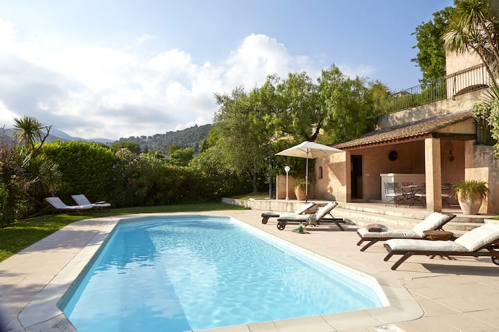 Exclusive Large Villa With Pool - Saint-Paul-de-Vence