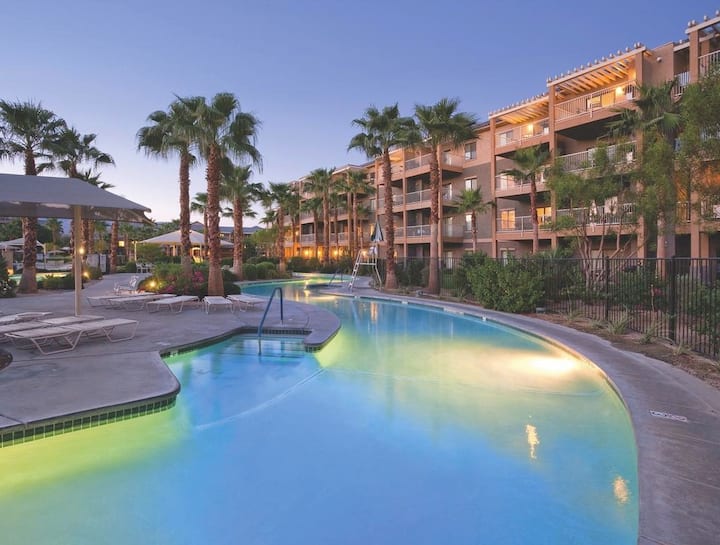 Spacious 2br For 6, 3 Beds In Indio! Pools Bbq - Indio, CA