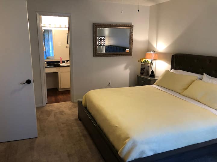 Lovely First Floor 3 Bedroom Apartment #6b - New Braunfels, TX