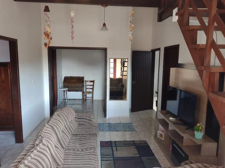 Sobrado P/ 18 Pessoas No Centro, Pertinho Da Praia - Itapoá