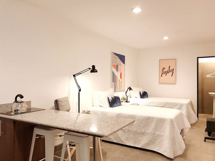 Budget • Trendy Double Studio - Guatemala