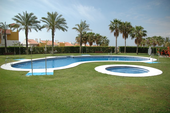 Apto. Carmeli. 2 Piscinas. Wifi. - 貝拉