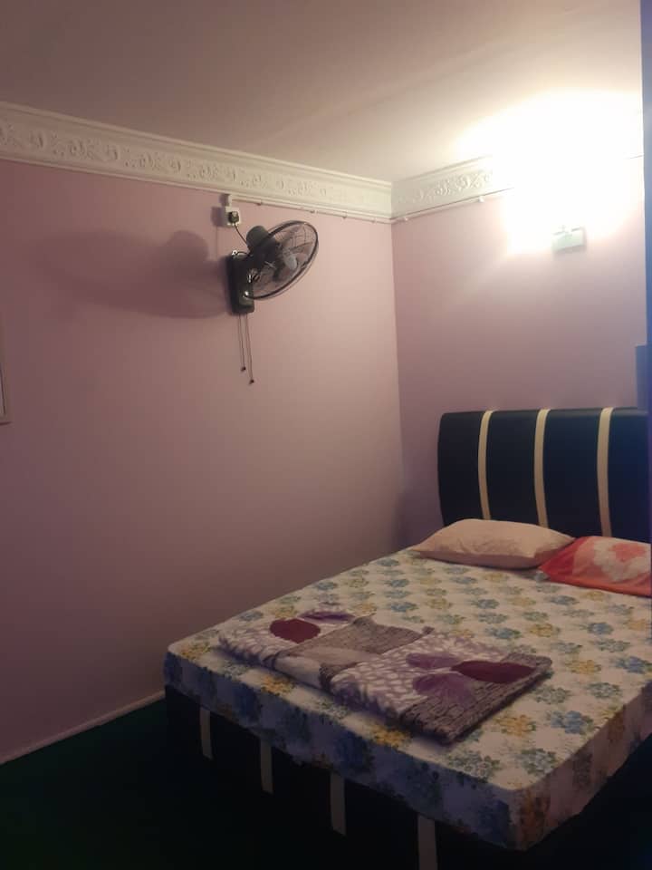 3 Room
Room 6 Tana
Room 7 Guob
Room 8 Ququ - Tambunan
