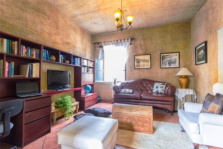 Accessible Cozy Home In Antigua's Upper East Side - Guatemala