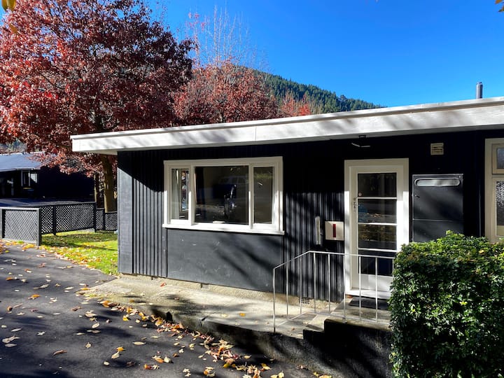 Budget 3-bedroom House In The Heart Of Queenstown - Queenstown
