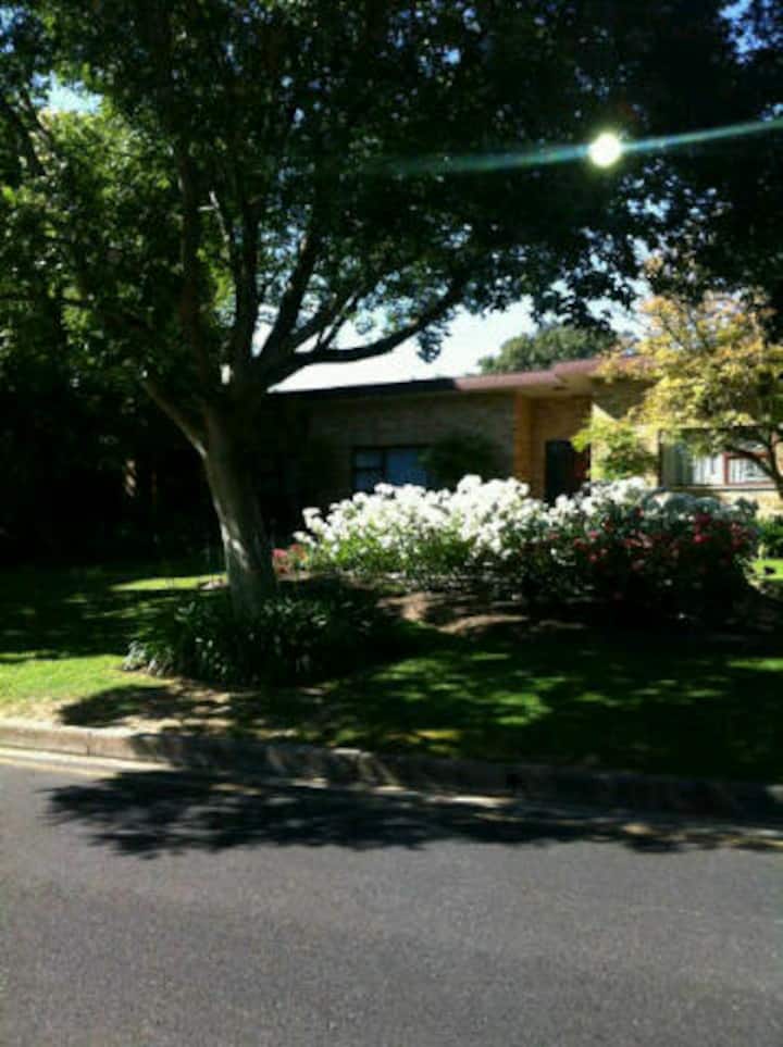 Garden Apartment In Stellenbosch - Kylemore