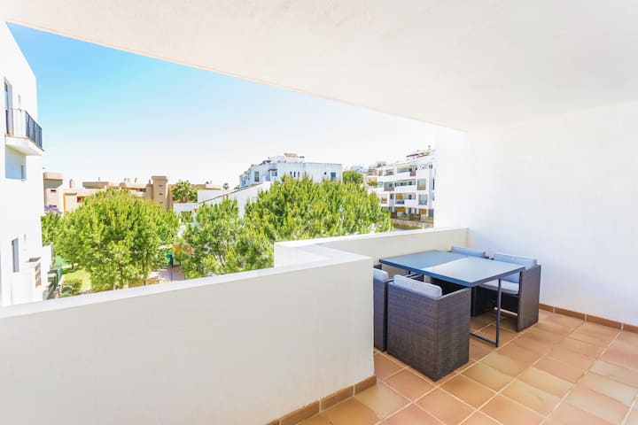 Apartamento ∙ 2 Habitaciones ∙ 6 Huéspedes - Calahonda