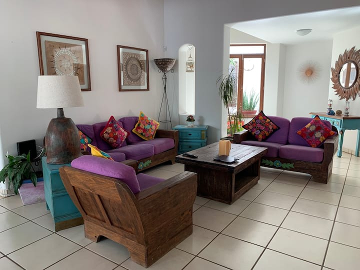 Preciosa Casa En La Mejor Ubicación De Ajijic - Ajijic