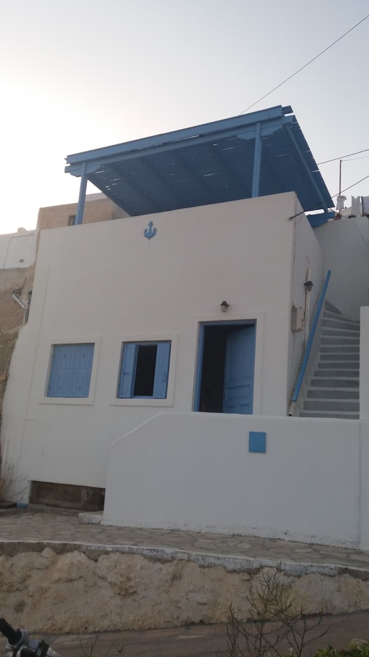 Pachia Holiday Rentals & Homes - Anafi, Thira, Greece | Airbnb