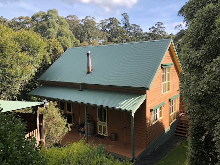 B House Warburton - Warburton