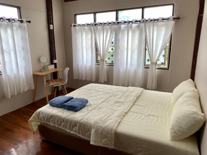 Whole Gain Chiangmai (Female Only) - Chiang Mai
