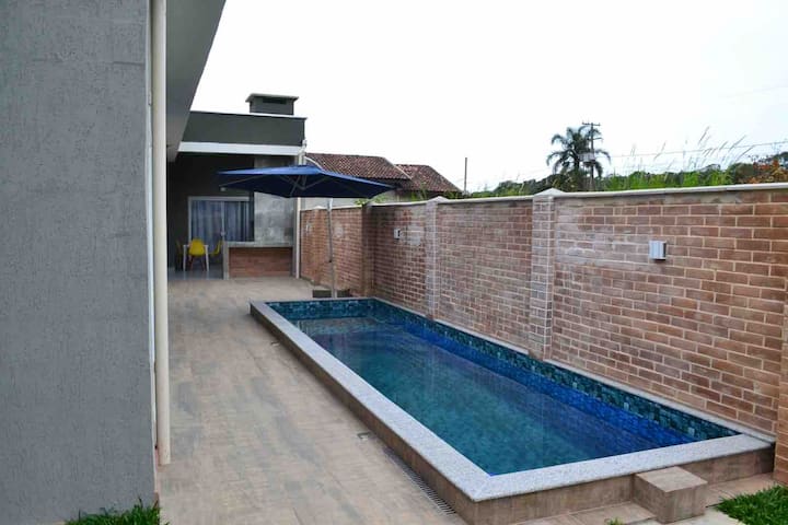 Casa Com 3 Suítes E Piscina Aquecida (Com Taxa) - Guaratuba