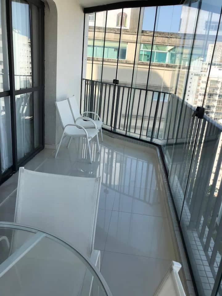 Lindo E Espaçoso Apartamento Nas Pitangueiras - Guarujá