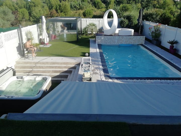 Au Nord De Montpellier, Proximité Des Plages - Vendargues