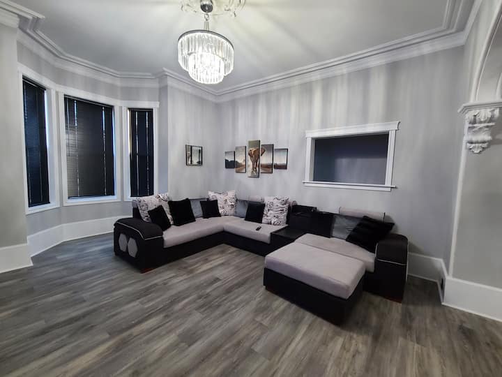 Beautifully Renovated 2 Bedroom Unit -City Central - Saint John