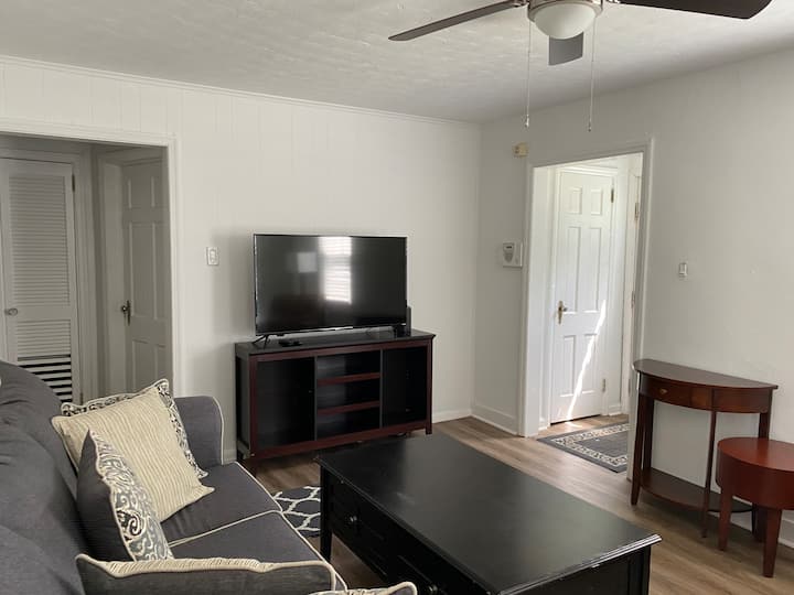 A Good Night’s Rest -3 Bedroom House - Norfolk, VA