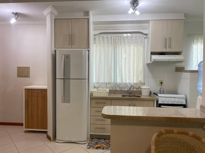 Apto Em Bombas A 200 Metros Do Mar - Bombinhas