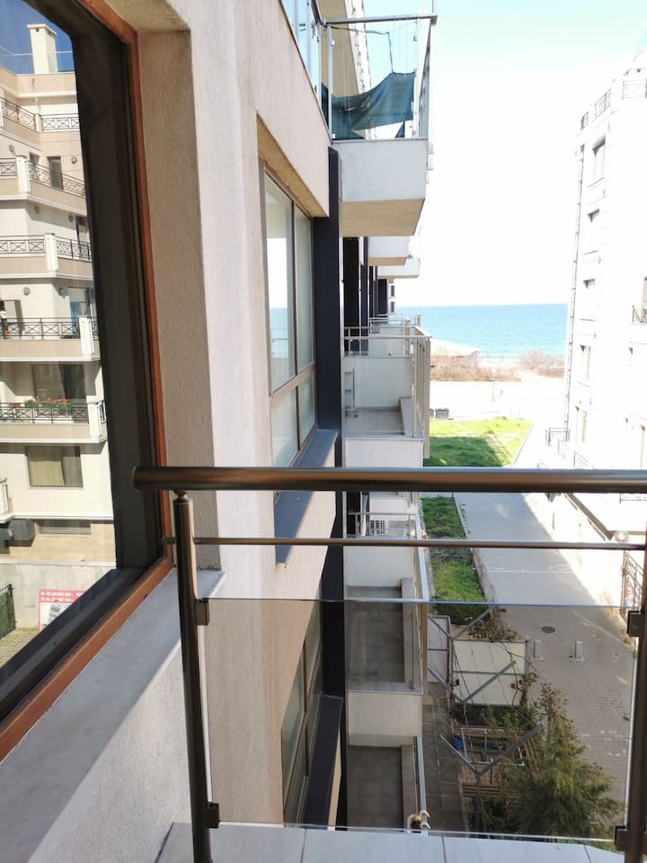 Apartment Lahabana By The Beach Pomorie - Pomorie