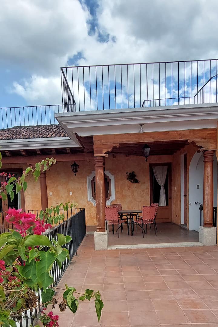 Casa Uno - Cozy Family Getaway In Antigua - Guatemala