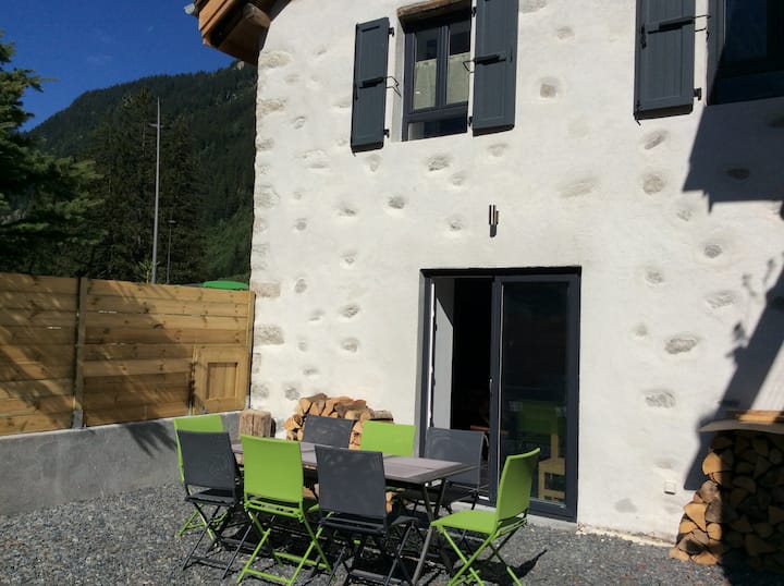 Les Rachasses Maison De Pays Au Pieds De Lognan - Chamonix-Mont-Blanc