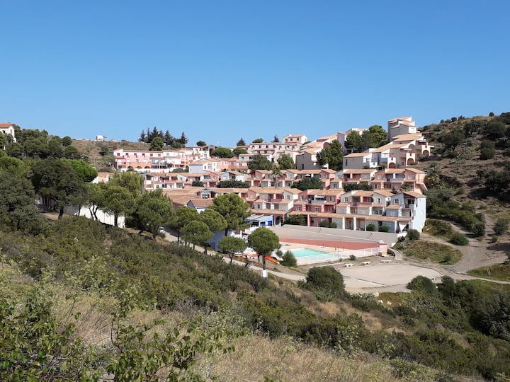 T2 Duplex Dans Résidence De Vacances - Cerbère