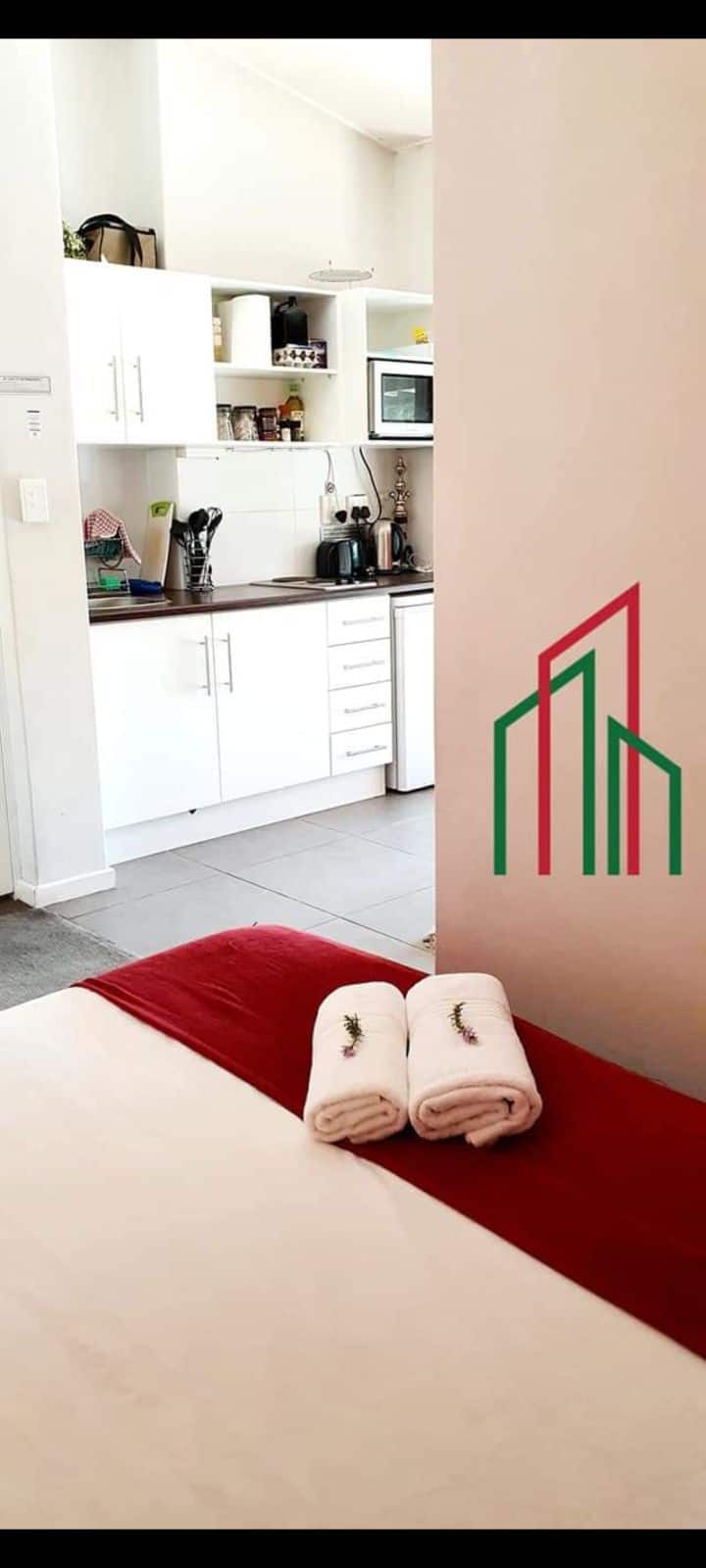 Rustenbosch Private Apartment 4 - Cape Town