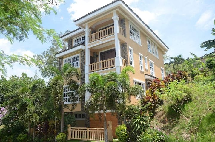 3br Duplexhouse Forrent In Canyonwoodsresort - Calaca