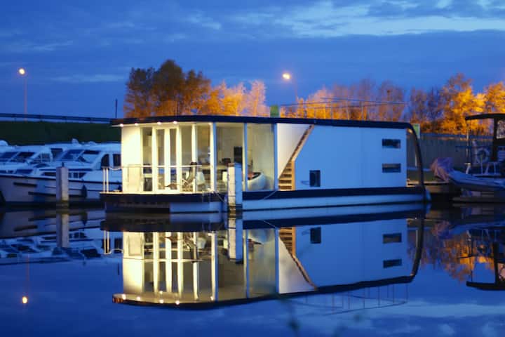 Homeboat Glamping  La Vie Sur L´eau - Nieuwpoort