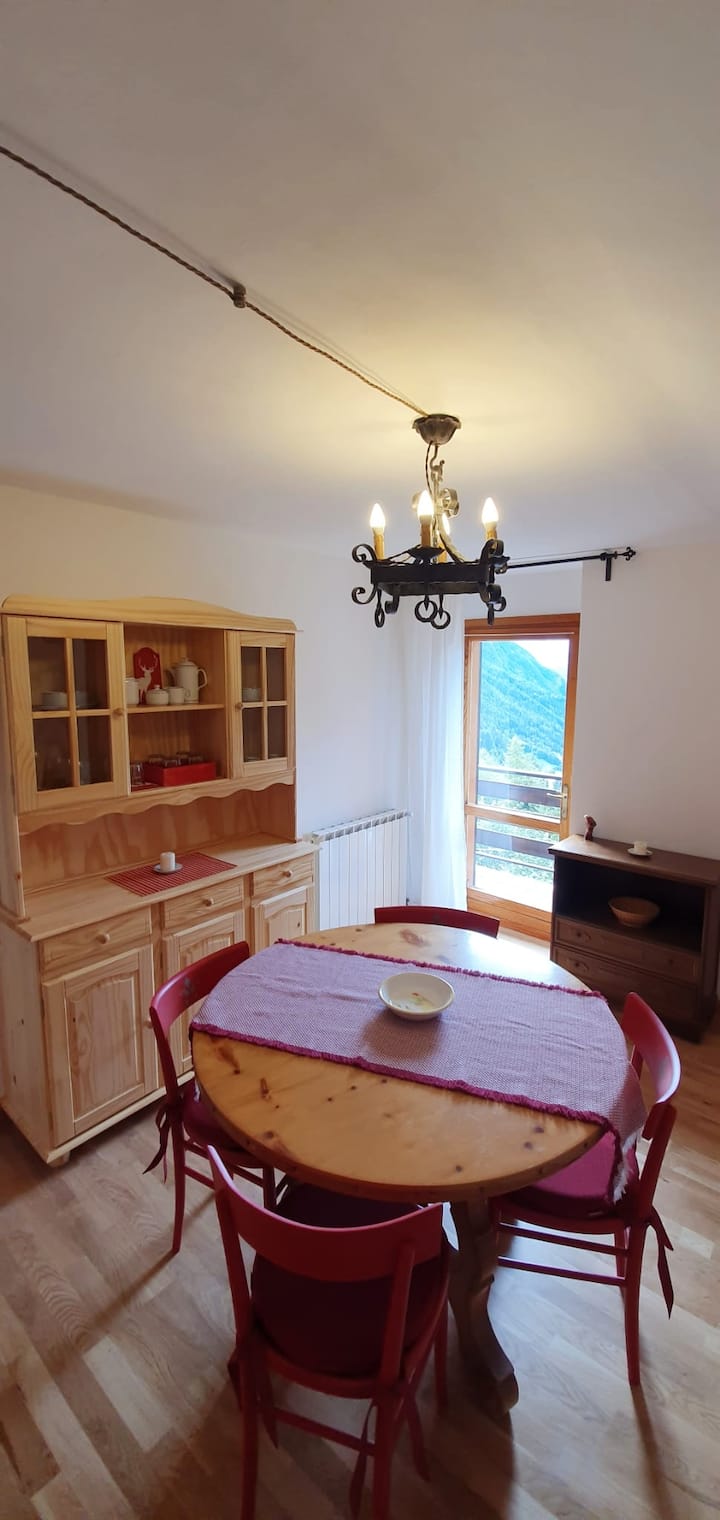 "Mansarda Elegante Rustica In Valtournenche" - Champoluc