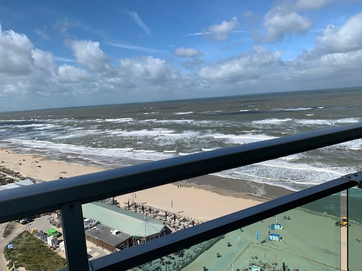 The Wave, Met Super Zeezicht! - Zandvoort