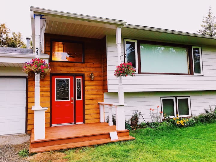 Warm, Cozy Three Bedroom Townhouse In Palmer - Palmer, AK