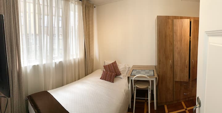 Apartamento Privado, Excelente Ubicación Y Wifi 3 - Bogotá