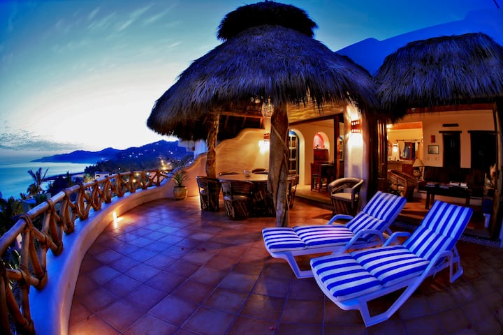 Casa Sofia - Beachfront House - Sayulita