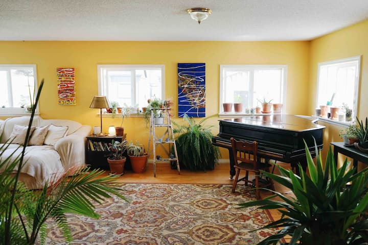 -Buxton Commons, In Town Retreat - Blackwater Falls State Park, Davis