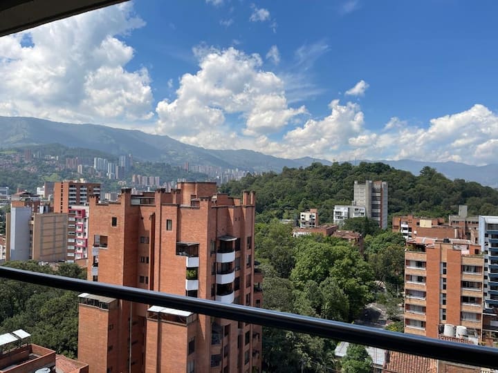 Luxury, 3 Bdr, Pv Balconie, Top Design | Laureles - Medellín