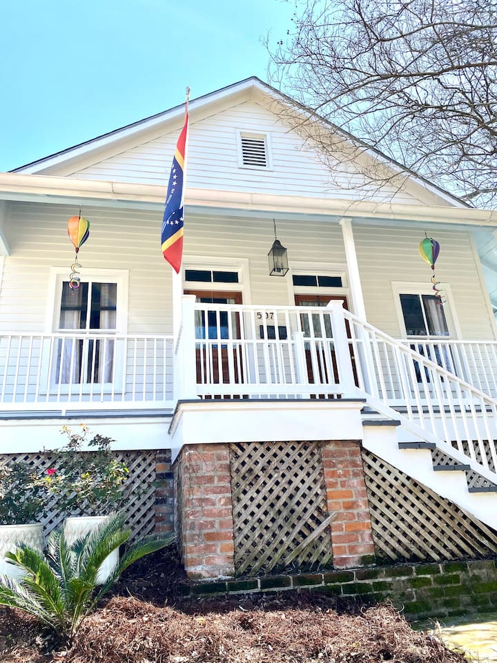 A 125 Year Old Luxury Cottage In Natchez - Natchez, MS
