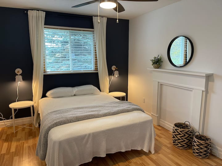 Downtown Apartment Near George Dumont Hospital - Moncton