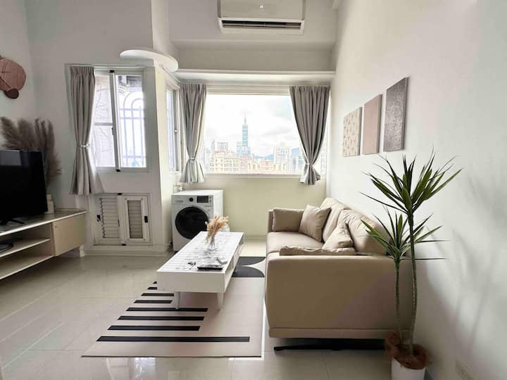 （月租）捷運大安站走路2分鐘 ，101景觀房挑高5米樓中樓，大安森林公園走路11分鐘mrt R 05 - Taiwan