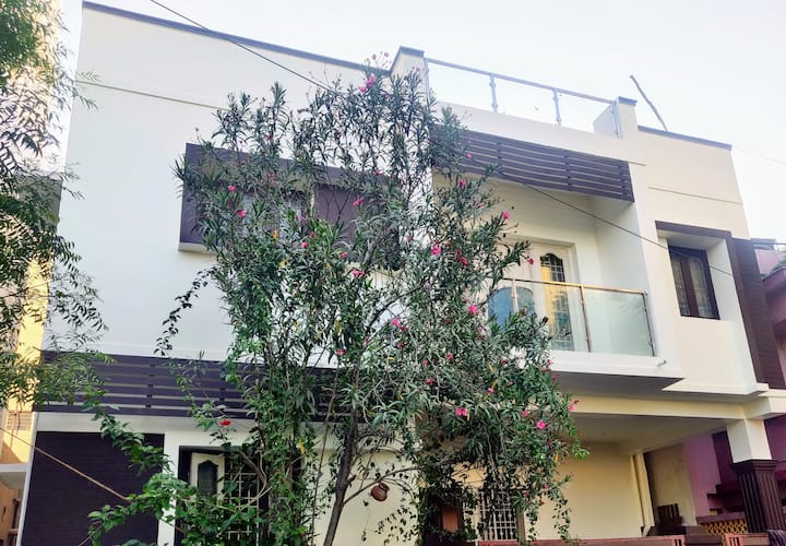 Srusrikar/1bhk@manapakam/dlf L&tporur/miot/ - Chennai