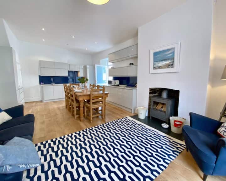 Ideally Situated, Newly Renovated Devon Home - Kingsbridge