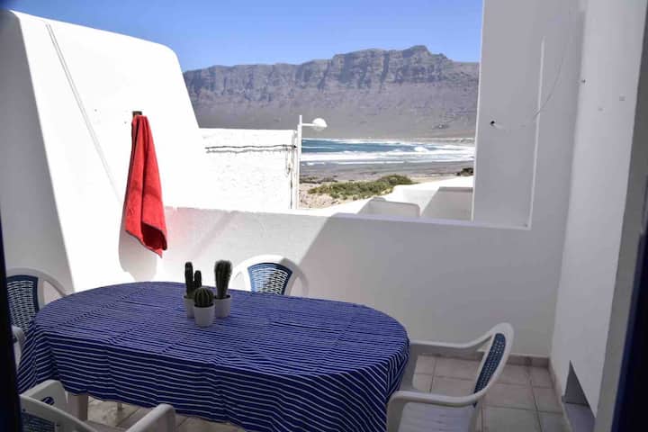 Apartamento Vista Famara 4 Wifi Free - ランサローテ島