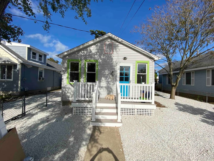 Coral Reef Is Pet Friendly And Close To The Water - North Cape May, NJ