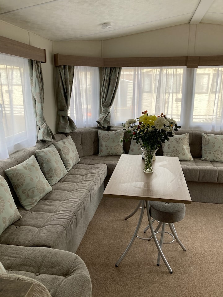 Weymouth Static Fully Equipped Home On Small Site - Weymouth