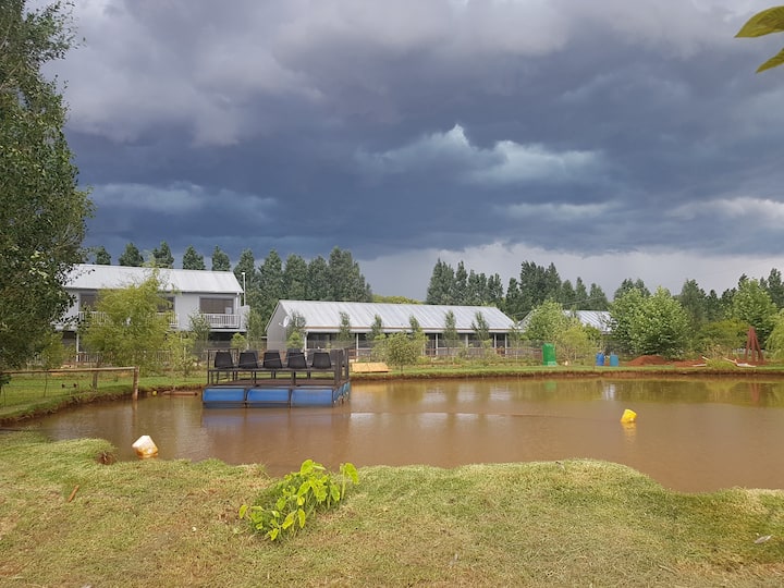 7 Luxuriously Appointed Cottages In The Country - Hartbeespoort