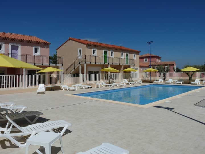 Appartement De 48m² Pour 2 Adultes Et 2 Enfants - Port-de-Bouc