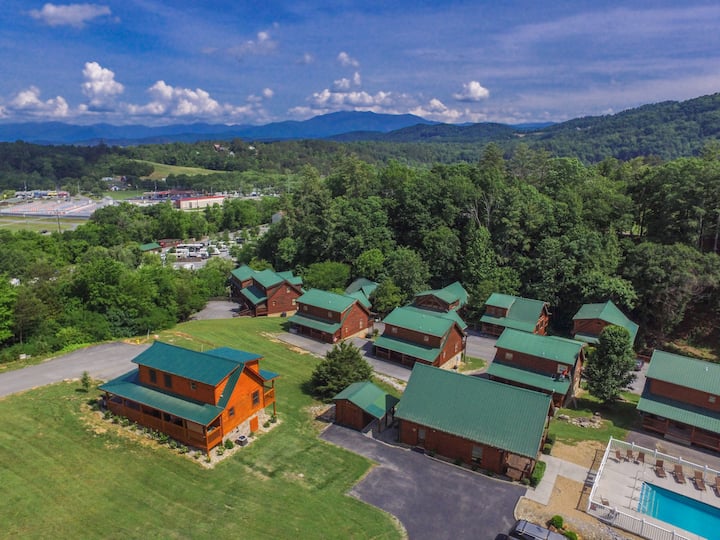 Blackberry Ridge Cabin - Pigeon Forge, TN