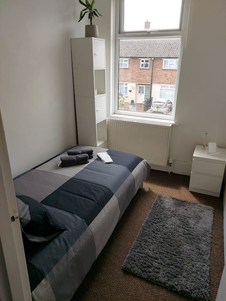 Single Cozy Room In Catford - Beckenham