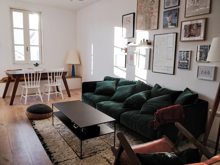 Charmant T2 De 50m² - Centre Historique • Ecusson - Montpellier